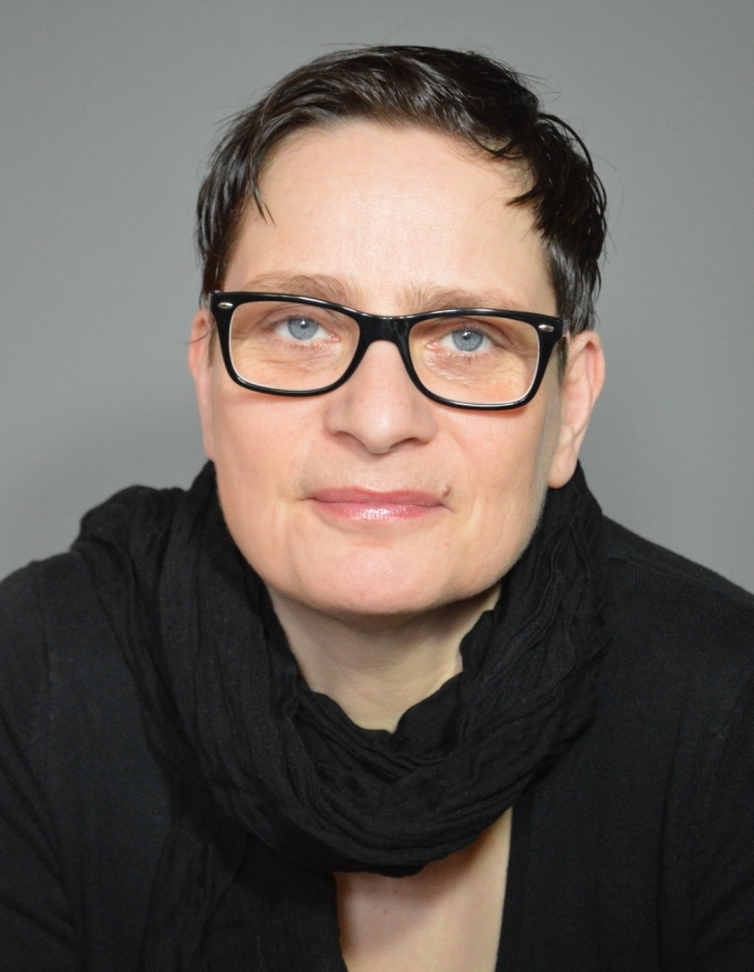 Lesung mit Karen-Susan Fessel: "Mutter zieht aus ...